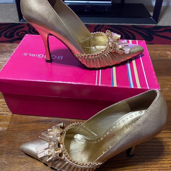 BCBG | Shoes | Bcbg Gold Met Kid Heel | Poshmark
